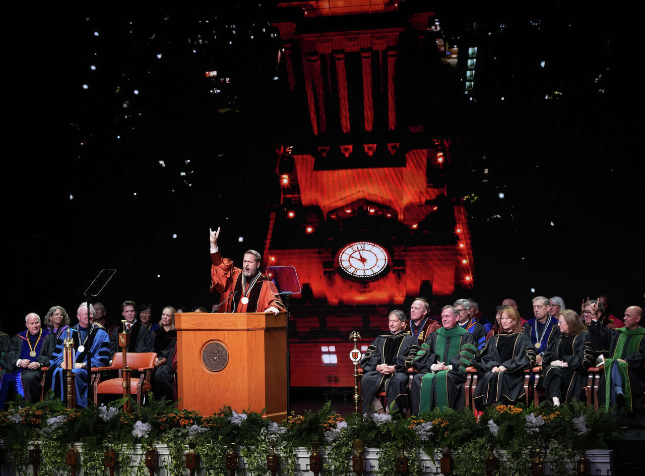 UT's new president Jim Davis introduces himself, commits to balance at ...