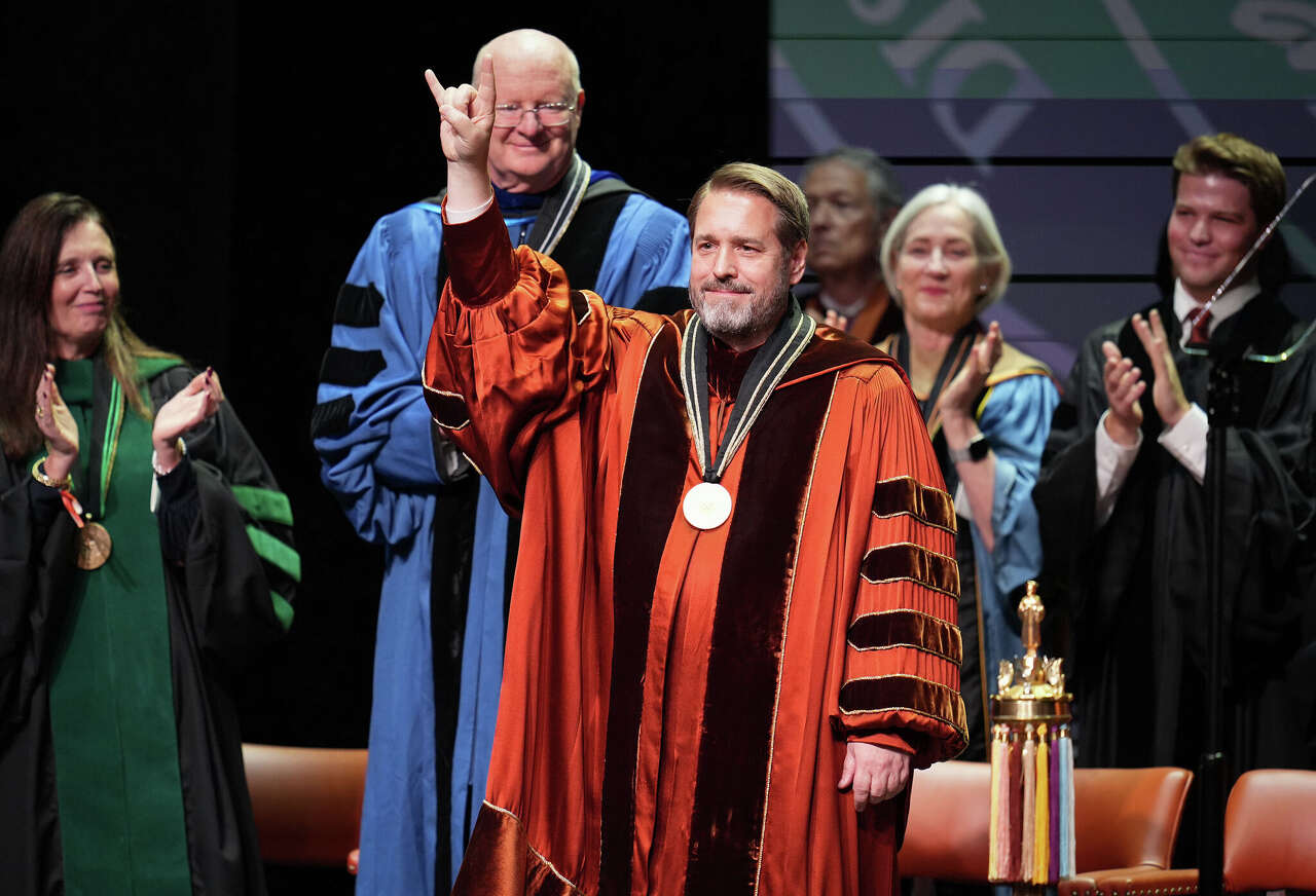 UT's new president Jim Davis introduces himself, commits to balance at ...