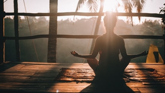 Mumbai orthopaedician reveals a simple trick to calm your mind and body ...