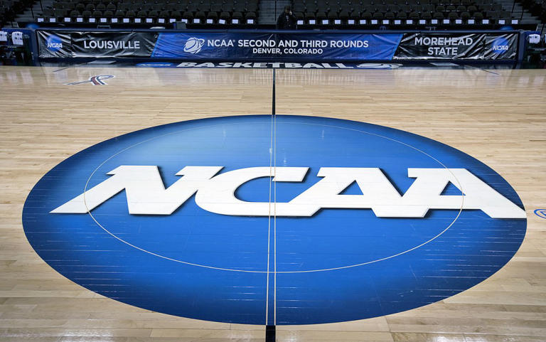 NCAA approves rule change letting players, staff bet on pro sports