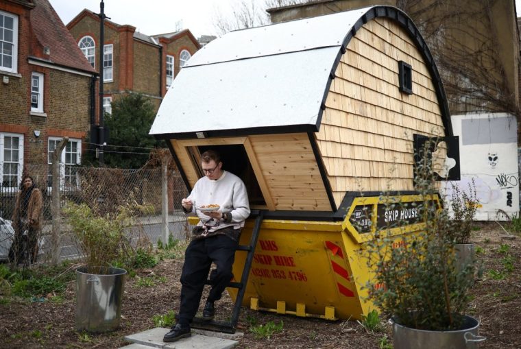I live in a skip – I’m saving thousands on rent, but a kitchen would be ...
