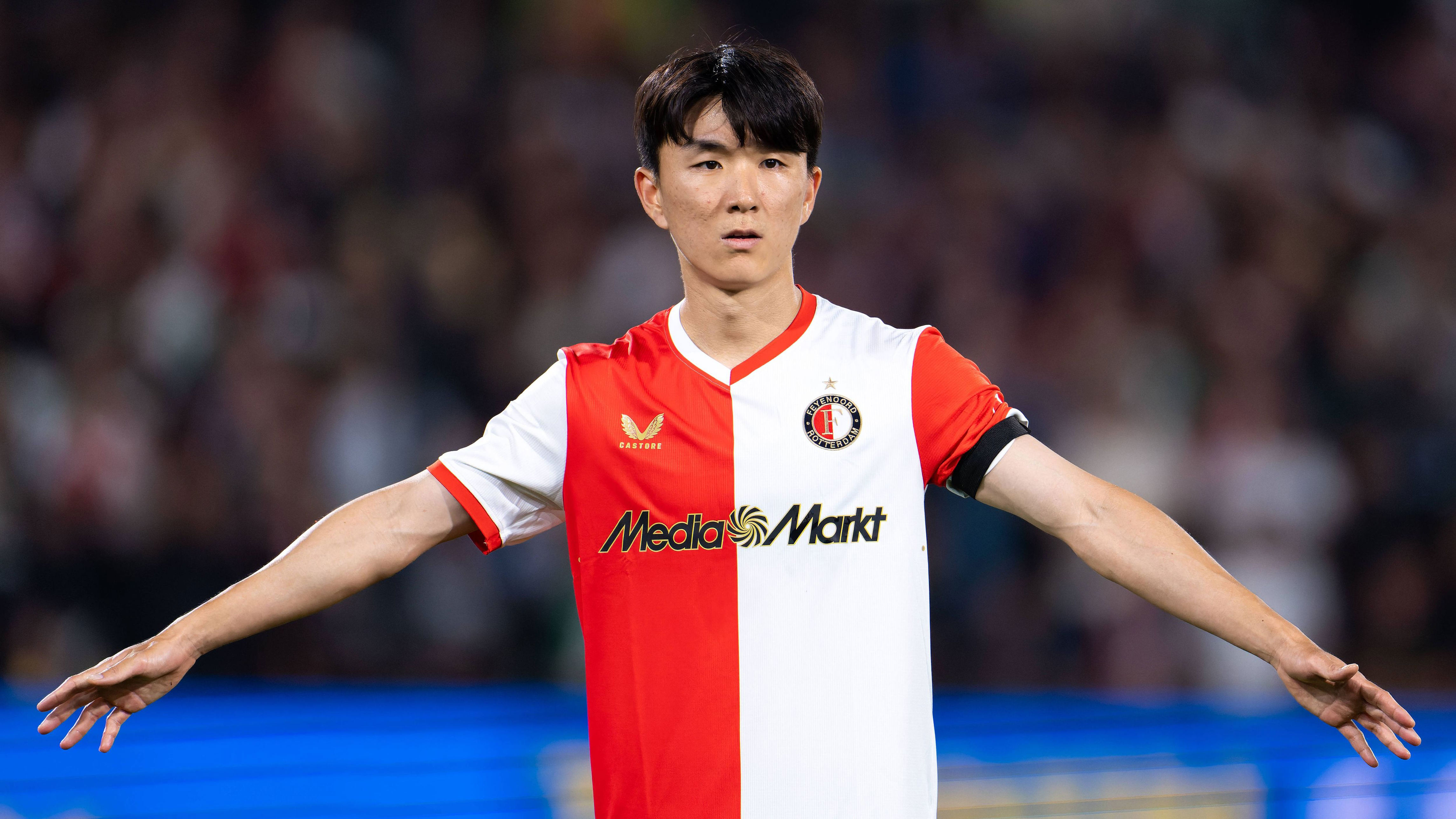 Vermoedelijke opstelling Feyenoord: Robin van Persie wijzigt elftal met ...