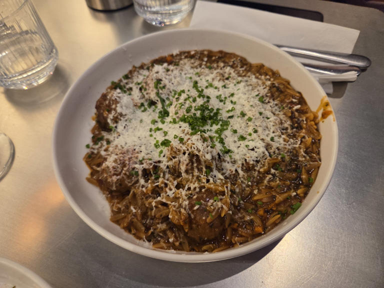 Βουλκανιζατέρ: Comfort φαγητό σε ελαφρώς uncomfortable εκδοχή