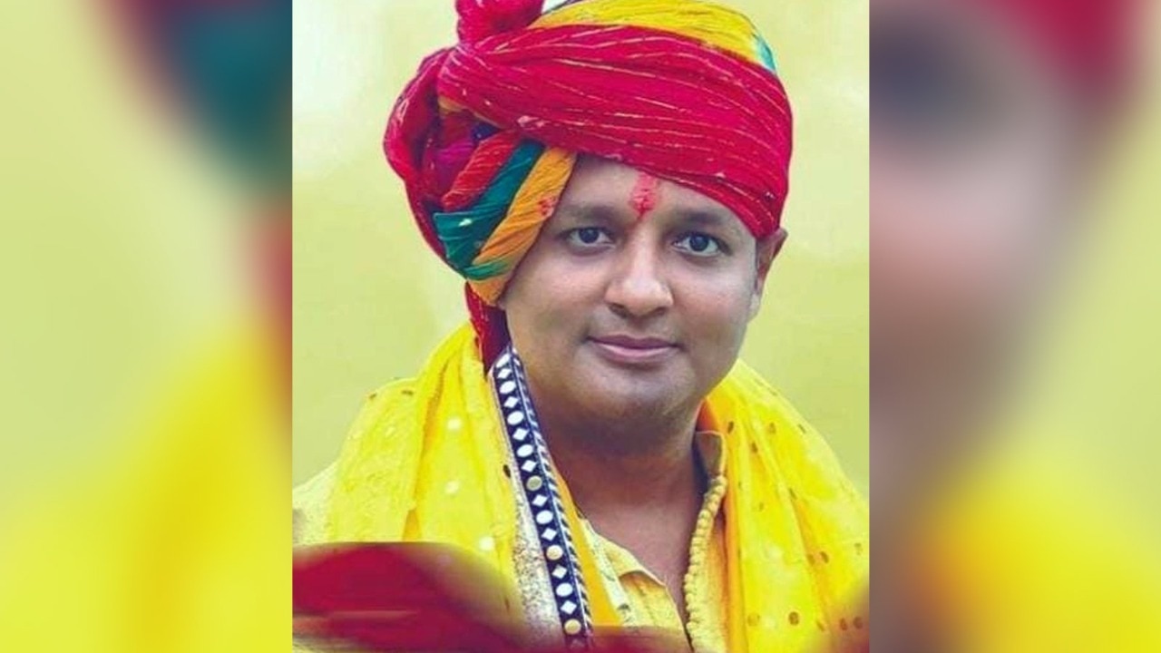 Indore industrialist dies of suffocation after fire in penthouse above ...