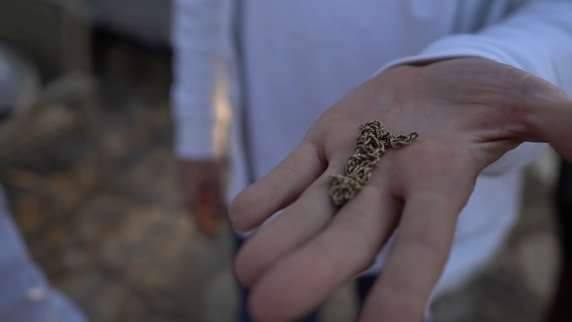 The emotional search for a lost necklace after family tragedy