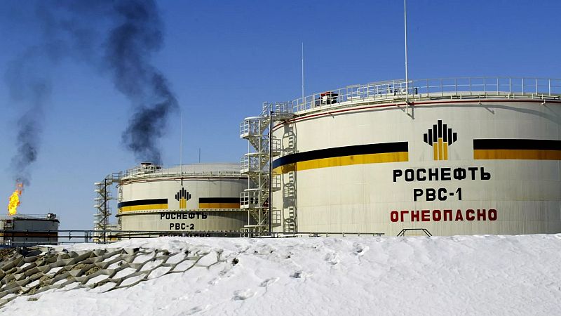 Brent surges as US sanctions suffocate Russian oil flows