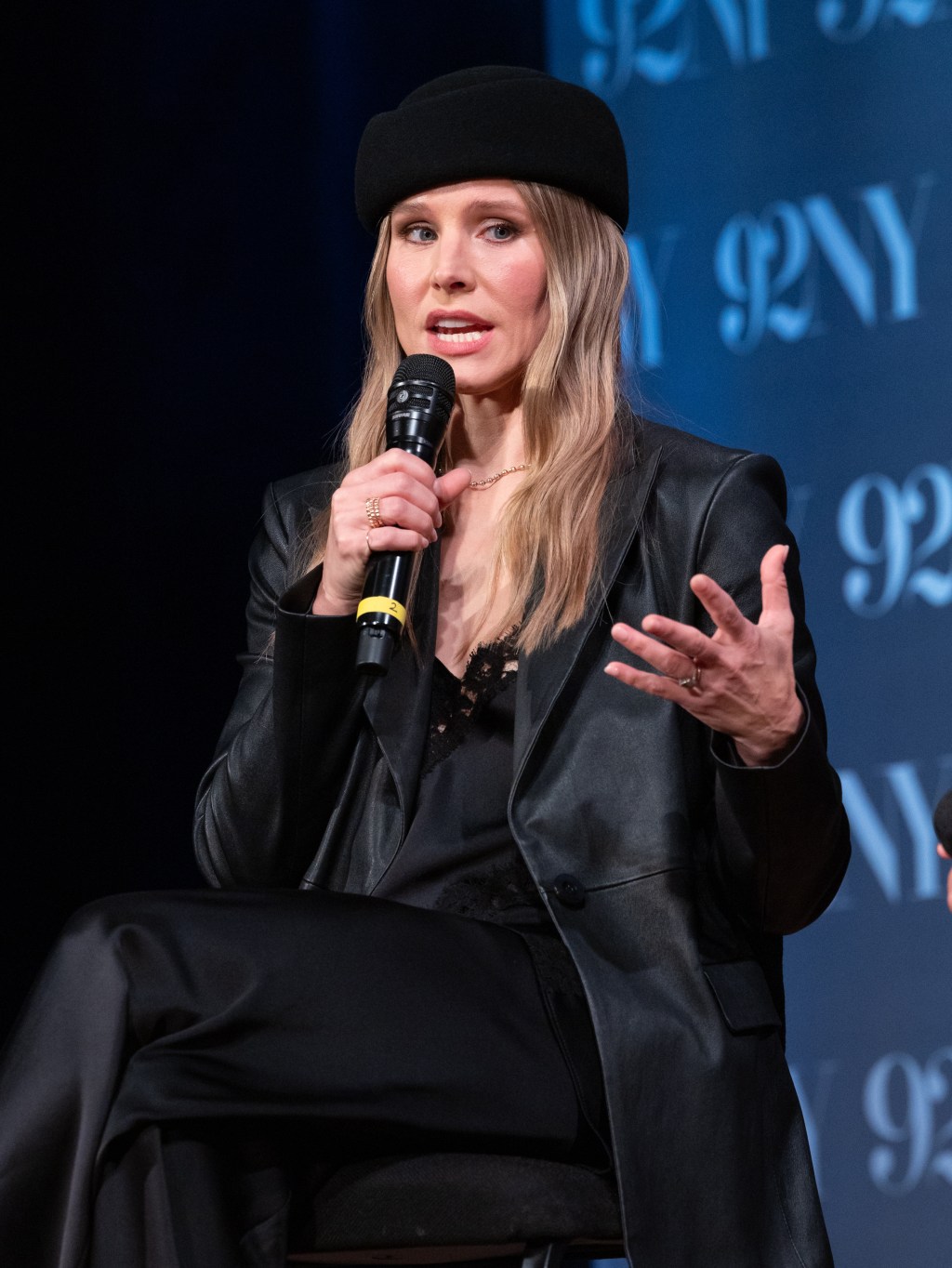 Kristen Bell emerges on red carpet after skipping ‘Today’ show over ...