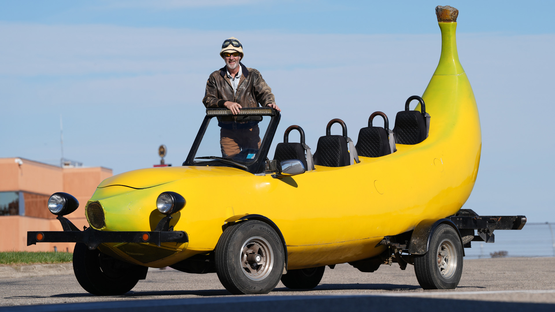 The Big Banana Car: one man's record-breaking creation on the streets ...