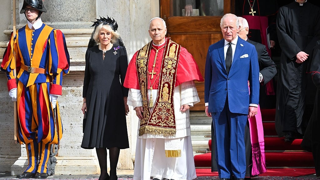 King Charles III, Pope Leo pray together during Vatican visit