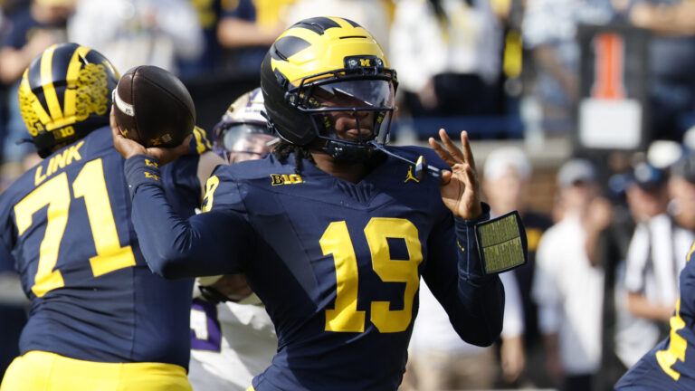 ESPN Projects Remaining Strength of Schedule for College Football's 15 ...