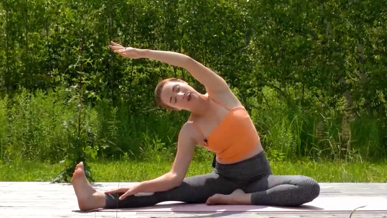 10-Min Gentle Morning Yoga for Beginners