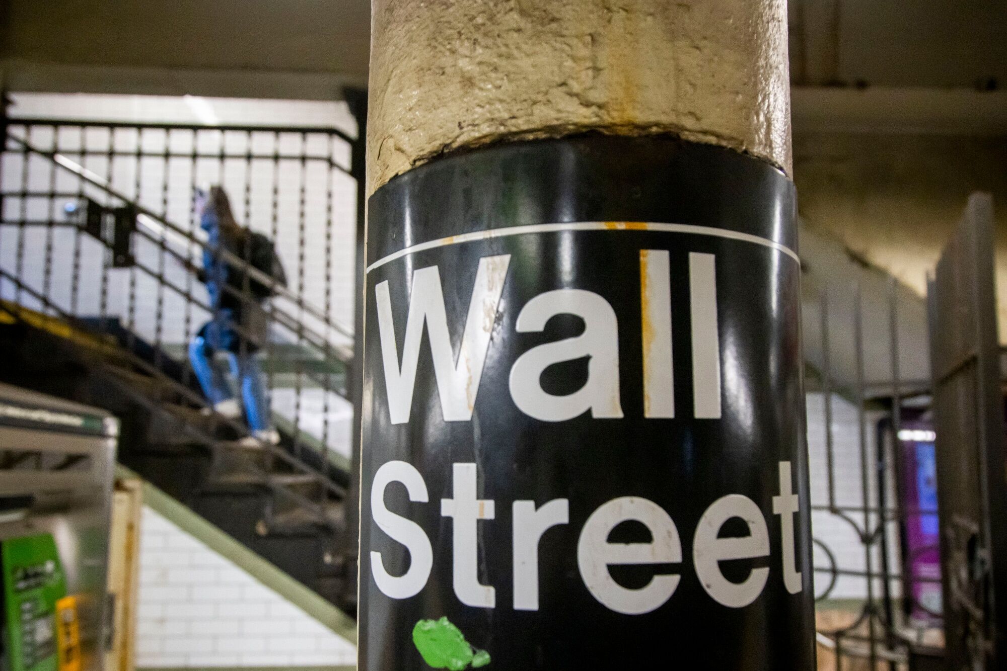 Wall Street Bonuses Poised for Record as Bank Profits Surge