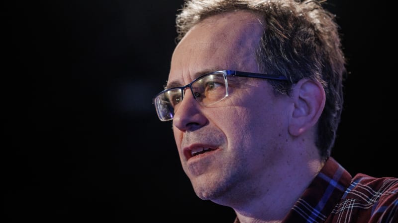 Stulík: Kyjevu hrozí bankrot a zhroucení obrany. Peníze z ruských aktiv ...