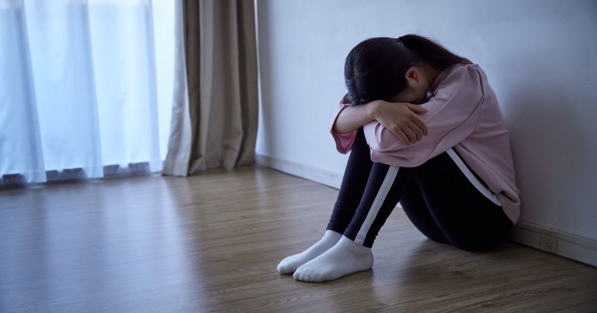 Woman Escapes After Being Held Captive for 5 Years in a Garage, Forced ...