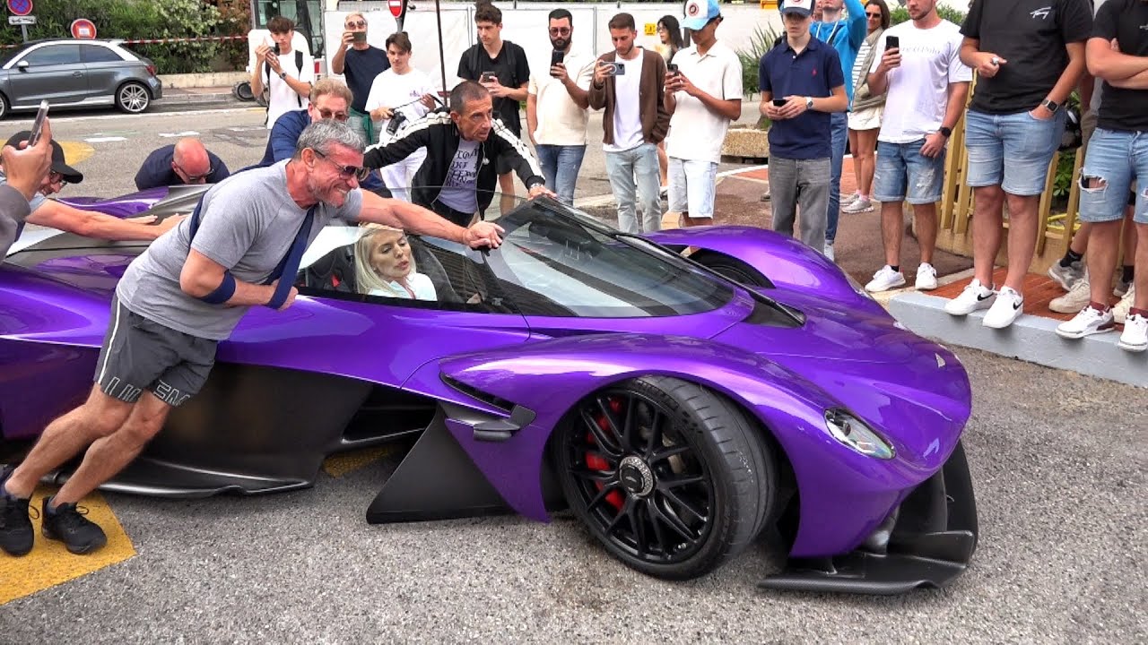 Aston Martin Valkyrie en panne