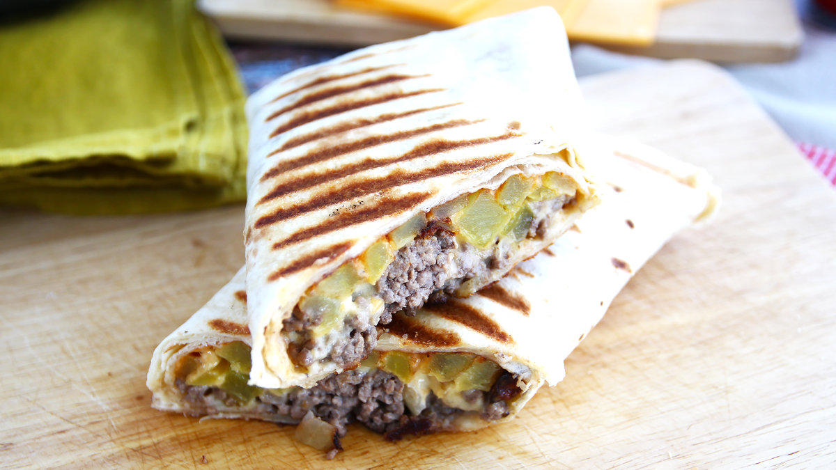 Vous aimez le French tacos ? Essayez cette version maison encore plus ...