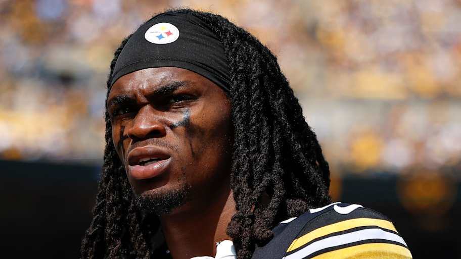 Steelers eye return of young CB following Darius Slay meltdown