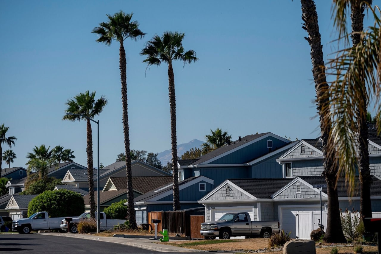 Home Sales in September Rose, Boosted by Falling Mortgage Rates
