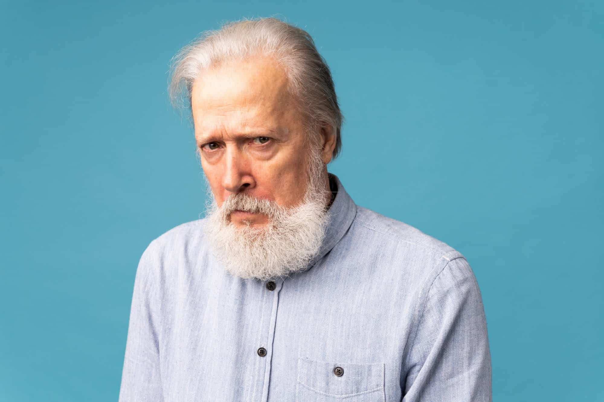 10 behaviors Boomers see as rude that younger people don't notice