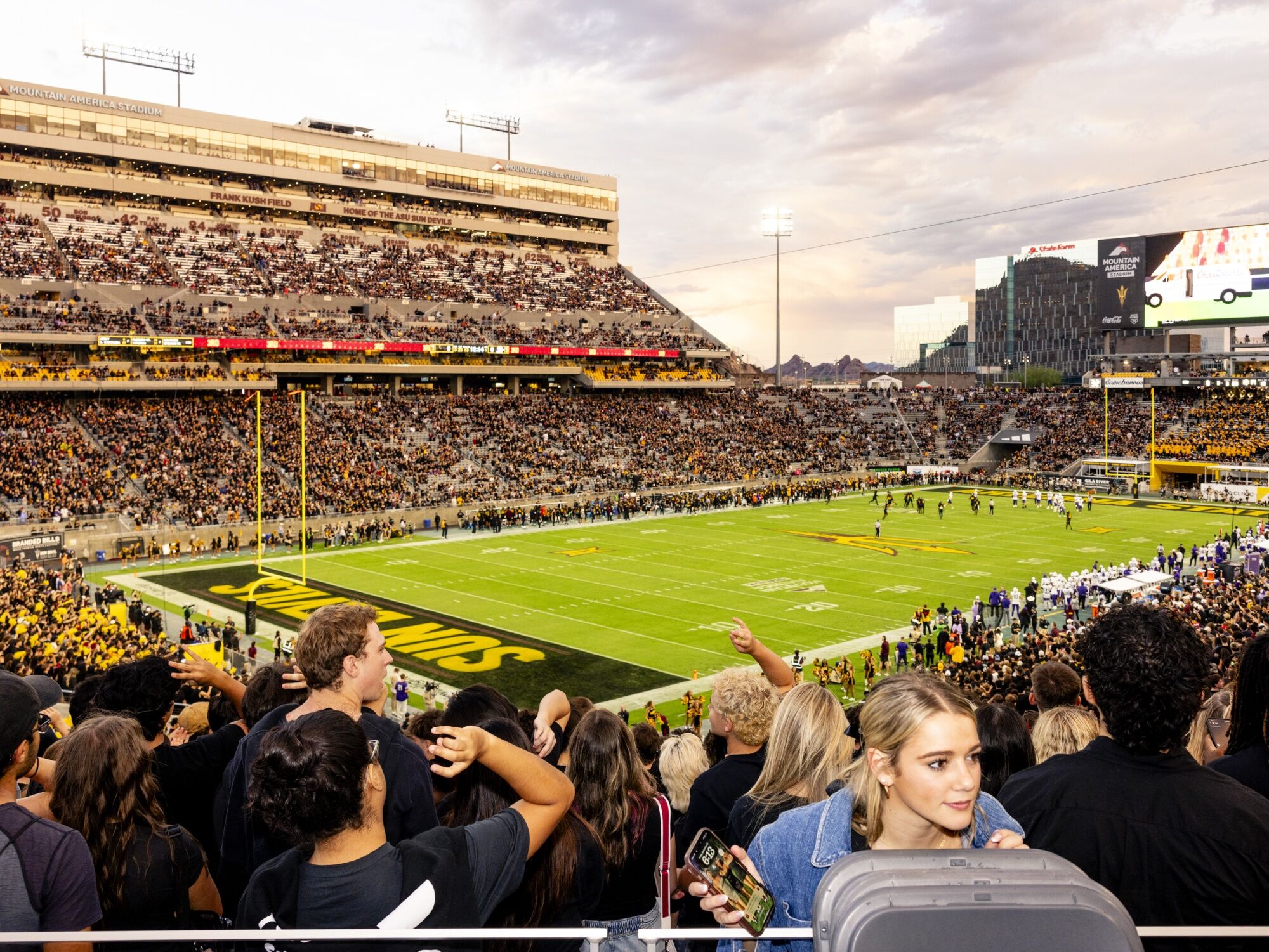 A $20,000 Football Suite With Luxe Food Is Latest Money Machine for ...
