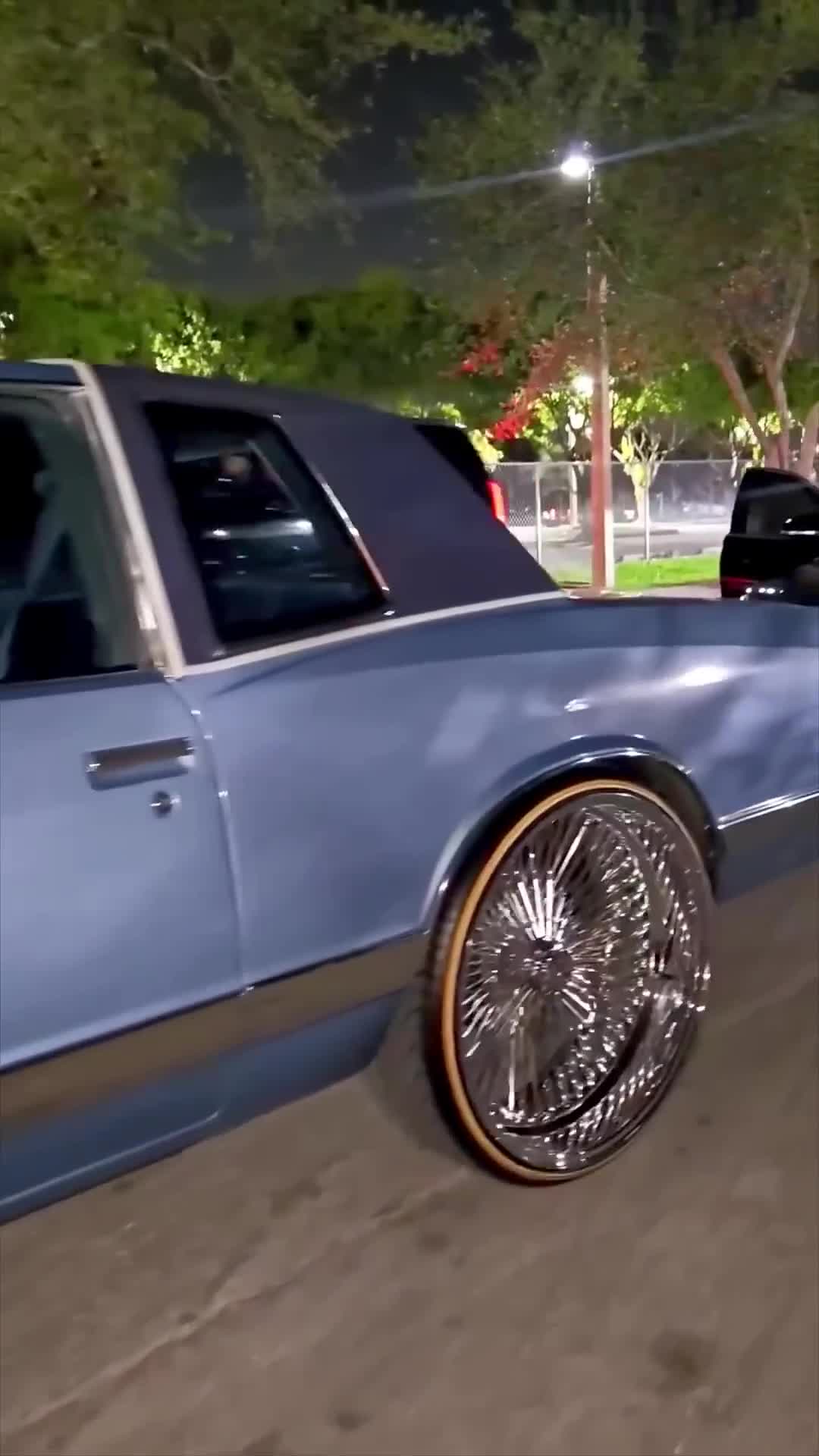 Chevy Monte Carlo on 24” Daytons