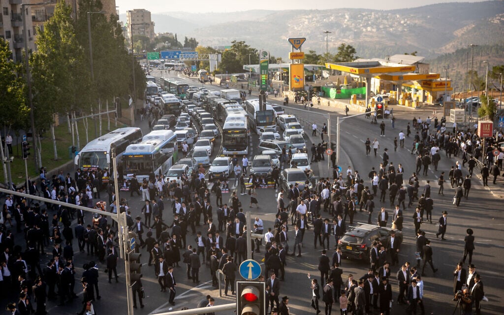 AG to Netanyahu: Enforcement against IDF draft-dodgers must be expanded