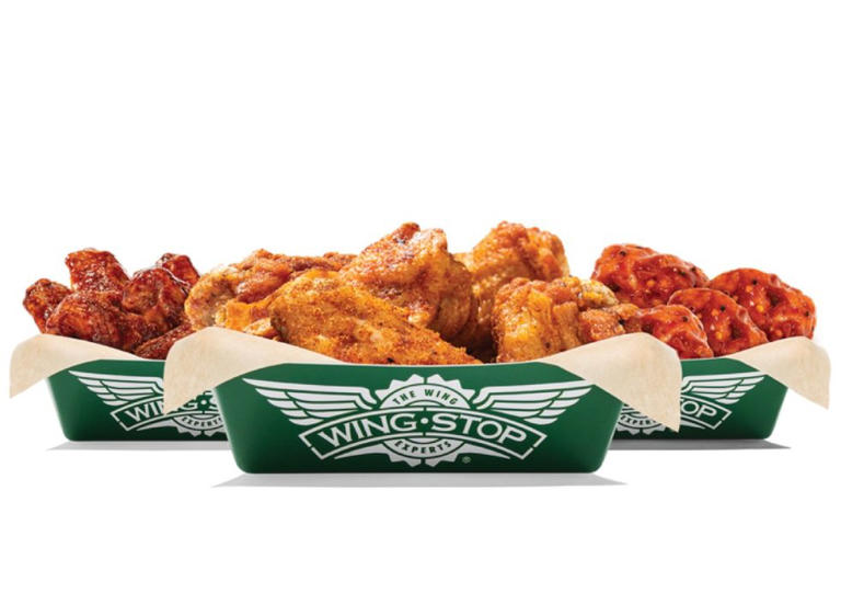 5 Restaurant Chains With the Best Wings, According to Chefs