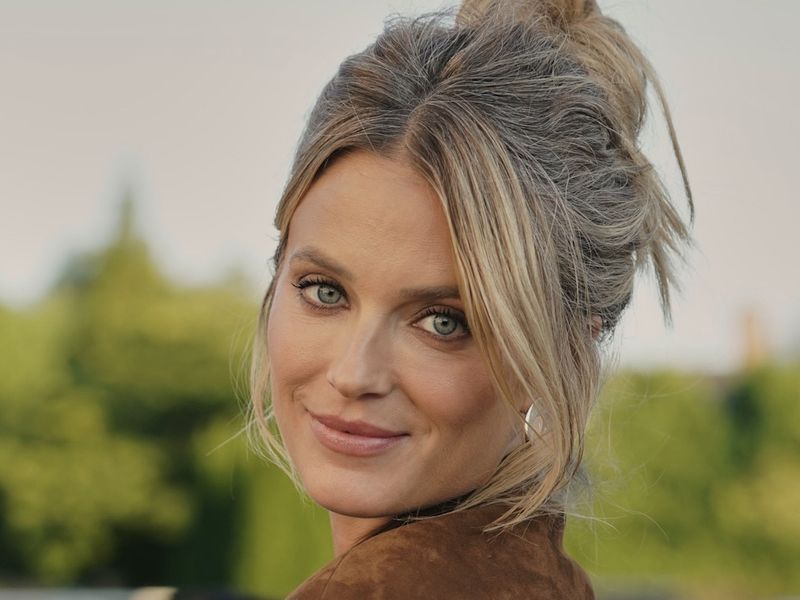 Gemütlich, schick und nur 34 Euro: Die Karamell-Hose im Winter 2025 von H&M