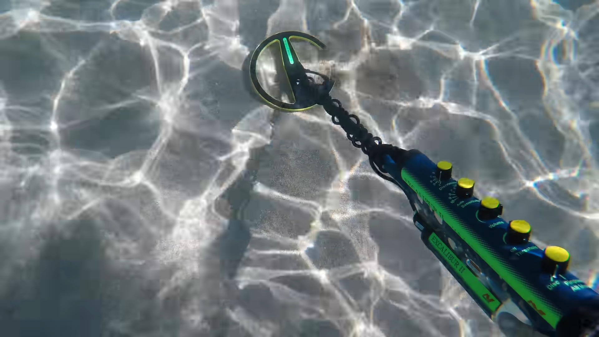 Diver discovers hidden treasure metal detecting a Caribbean cove