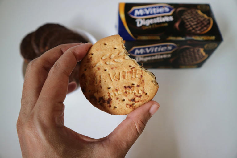 We’ve Been Eating Chocolate Digestives Wrong For 100 Years