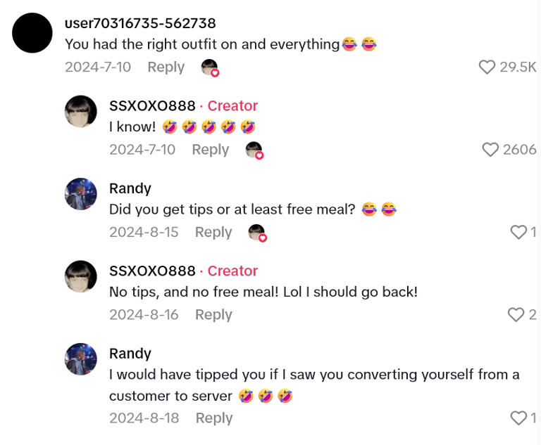 Diner Gets Stressed Out On Server’s Behalf, Gets Up And Starts Doing ...