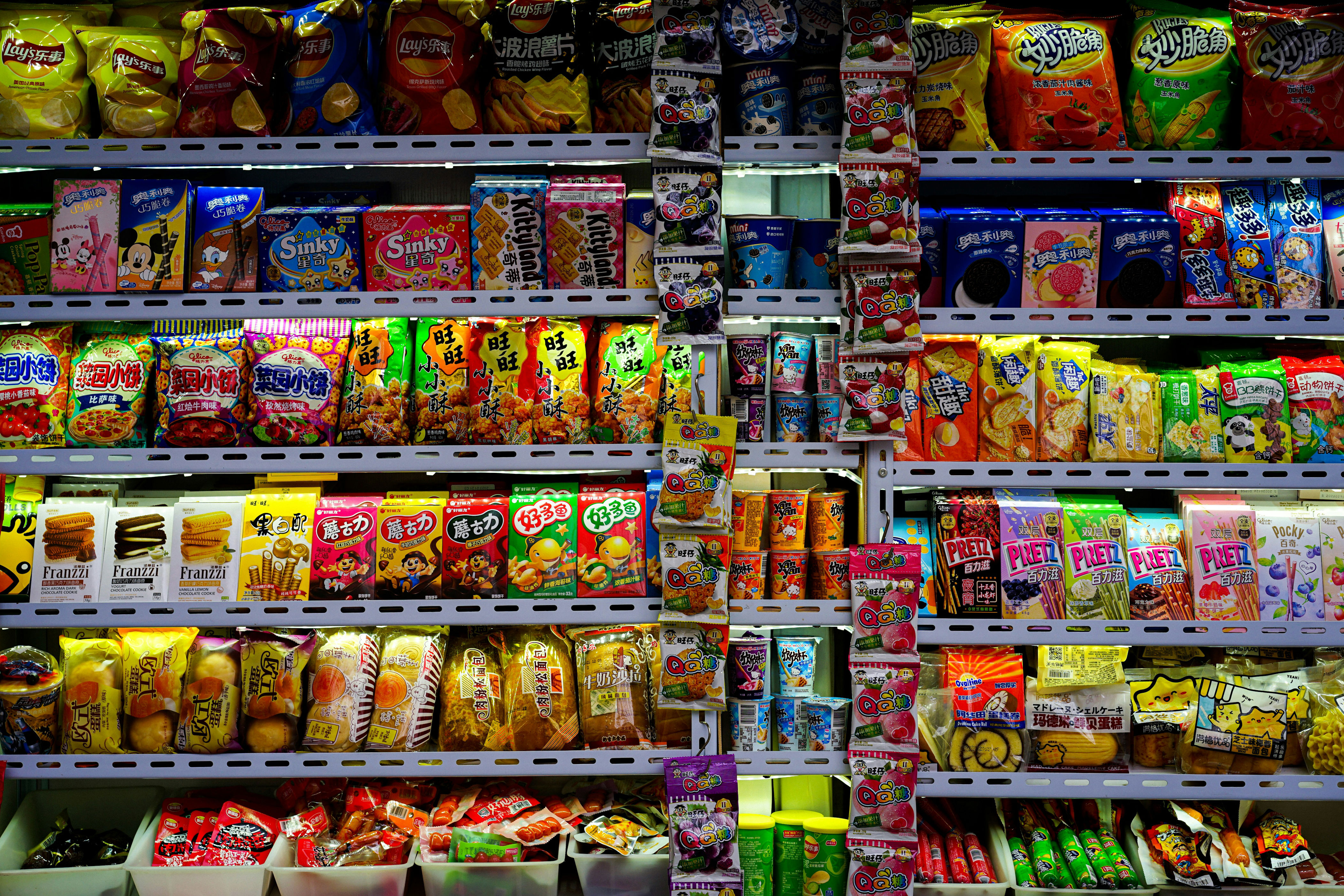 6 Foreign Snacks that are Extremely Popular in the U.S.