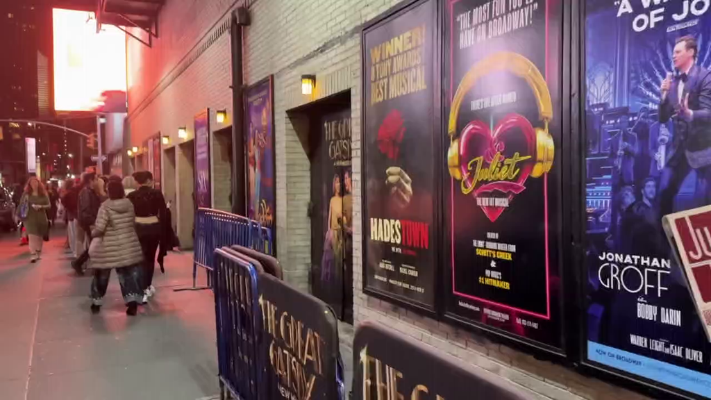 Broadway musicians reach tentative deal to avoid strike