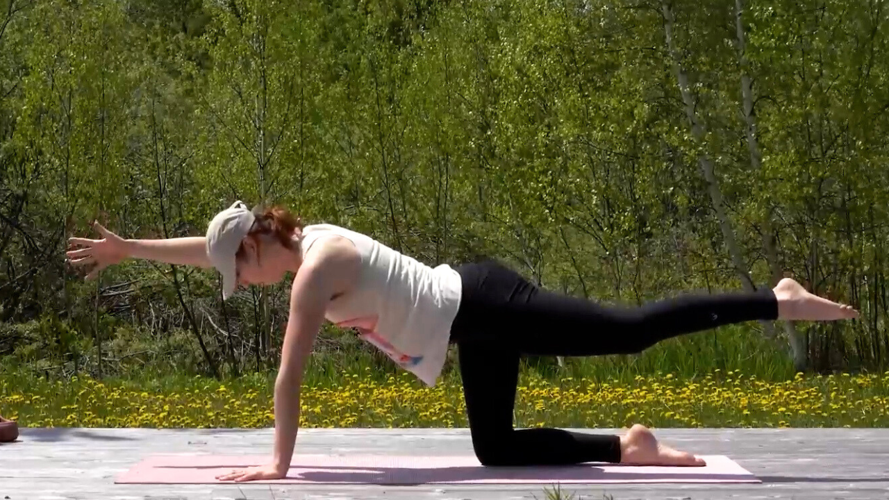 10-Min Gentle Morning Yoga Flow