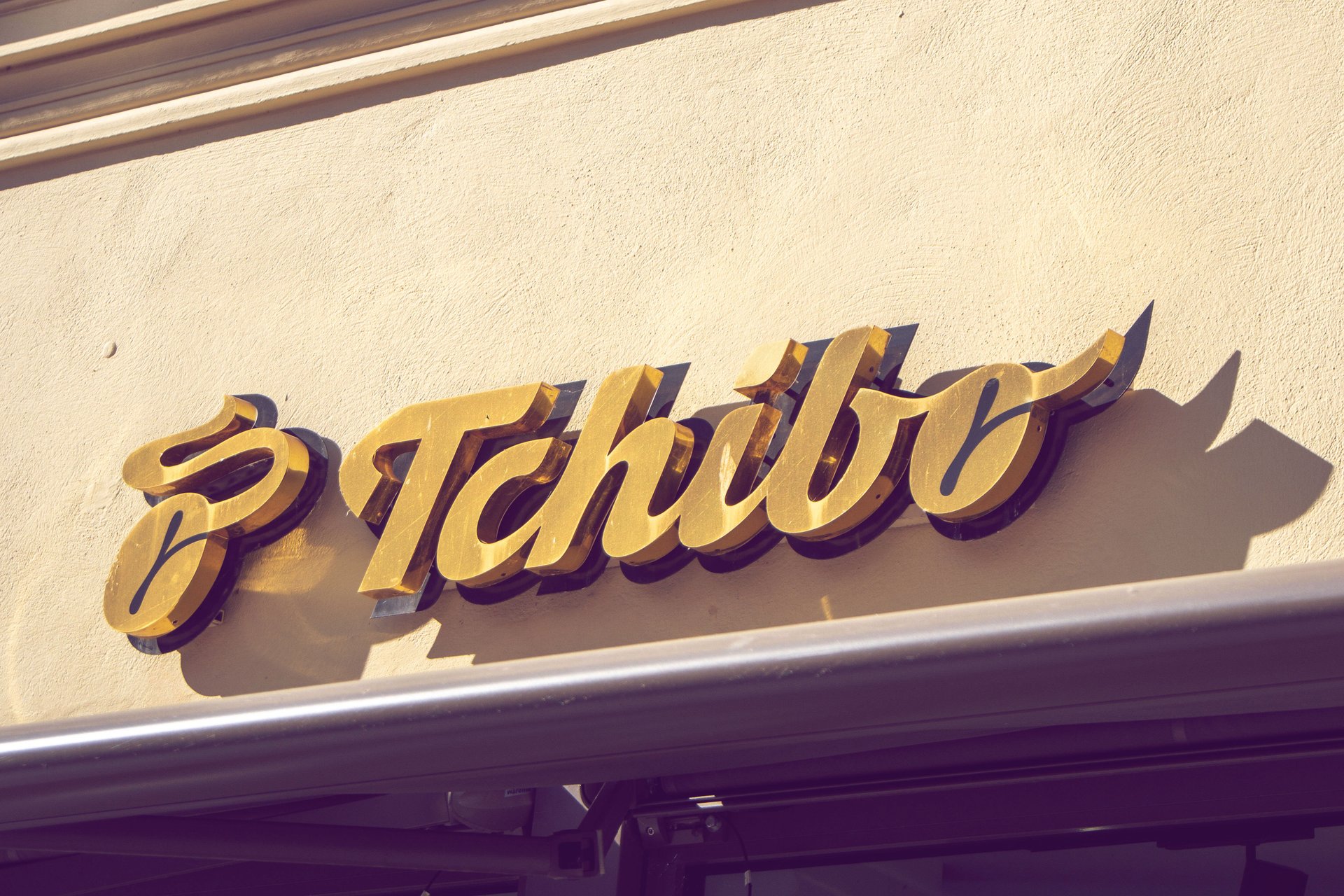 Stauraum trifft Design: Das vielseitige Möbelstück von Tchibo passt in ...