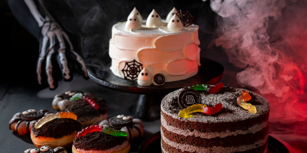 These Halloween Food Deals & Freebies Are So Good They'll Make You Scream