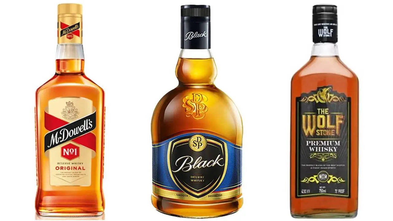 7 Best Whiskies Under Rs 1,000: McDowell’s, Imperial Blue, Bagpiper ...