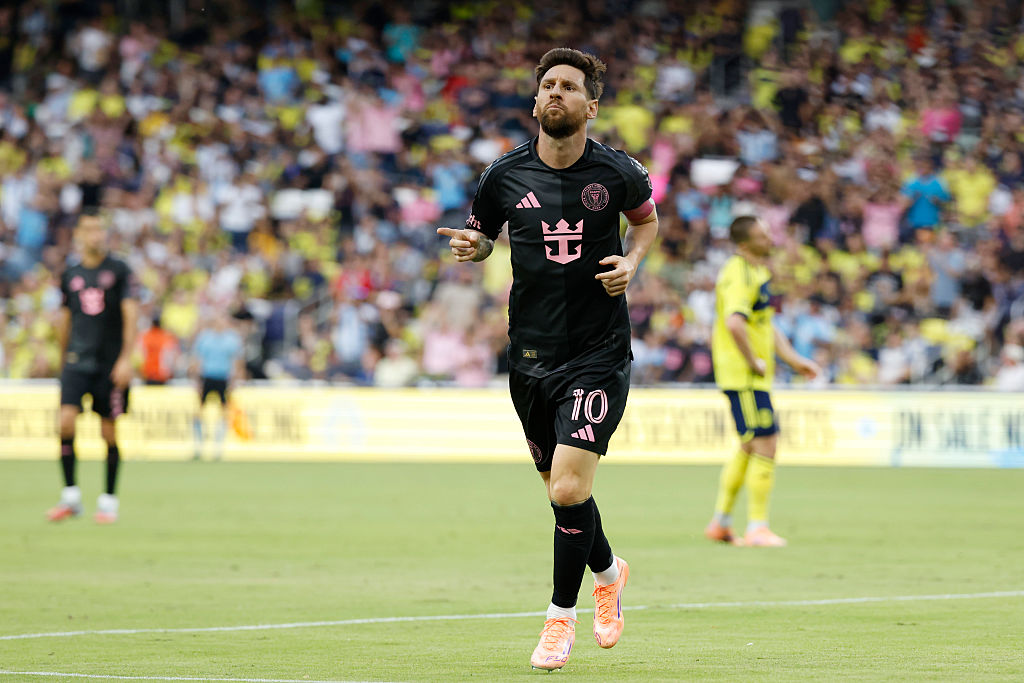 Lionel Messi signs new Inter Miami contract