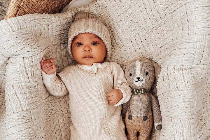 76 Sweet Baby Names That End With ‘S’—From Iris to Wells