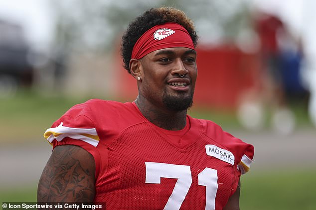 Andy Reid finally reveals reason behind Chiefs rookie Josh Simmons ...
