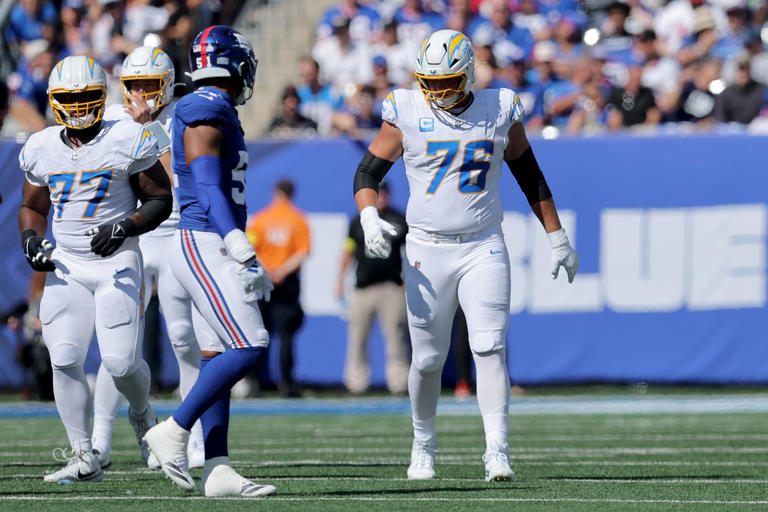 Joe Alt injury update for Chargers on Thursday night