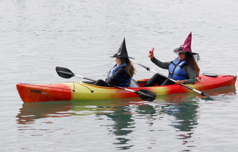 Witches and warlocks to hold 13th annual paddle in Morro Bay. Here's ...