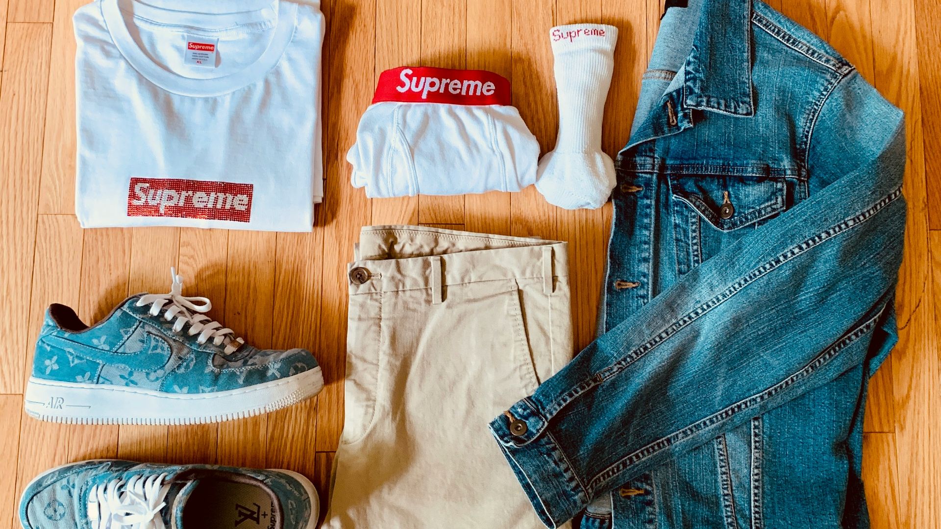 10 Signs You Dress for Others & 10 Signs You Dress for Yourself