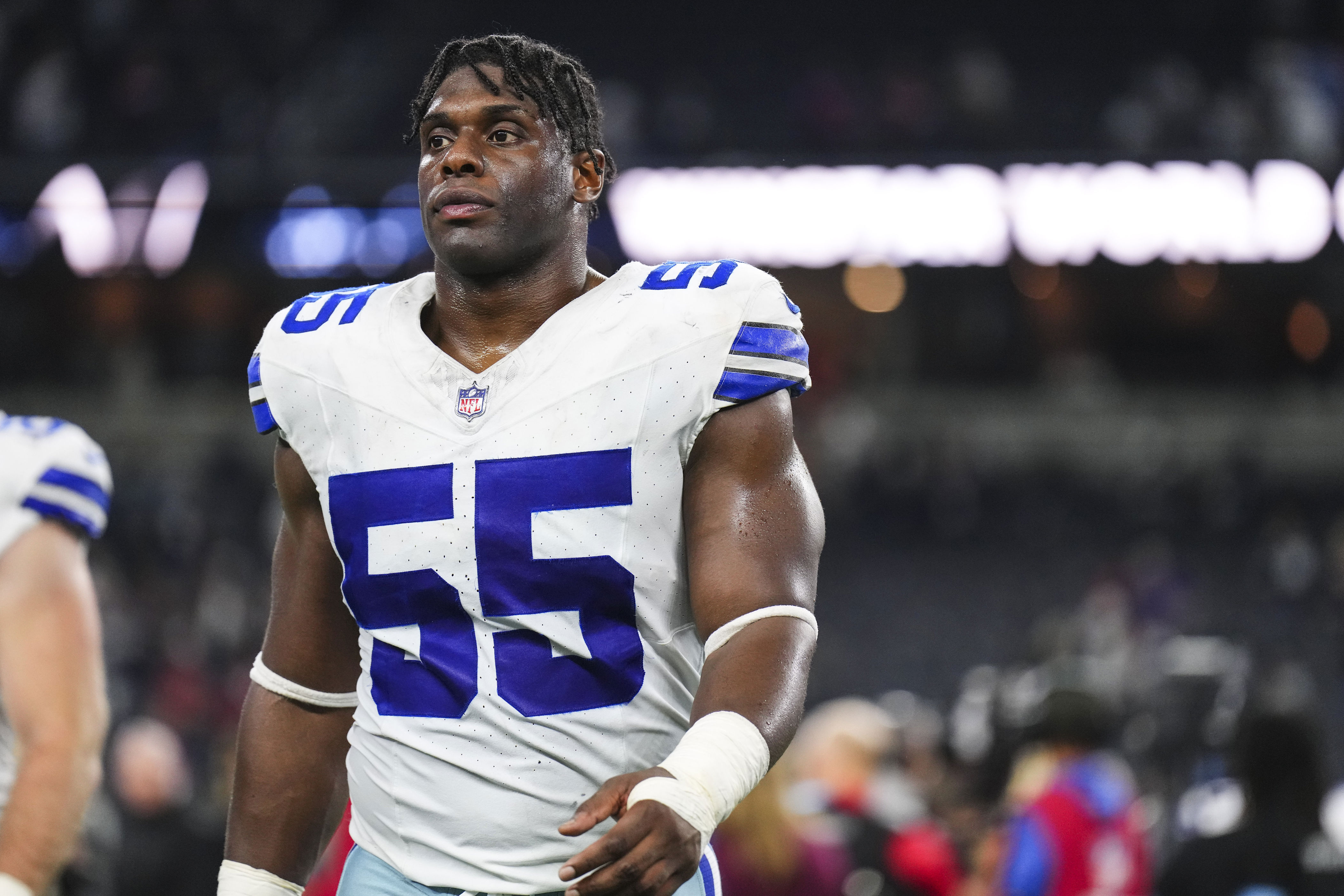 Ravens (finally) sign veteran edge rusher