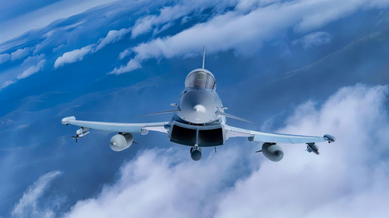 German Eurofighters 'shot down' stealth F-22 Raptors — they also ...