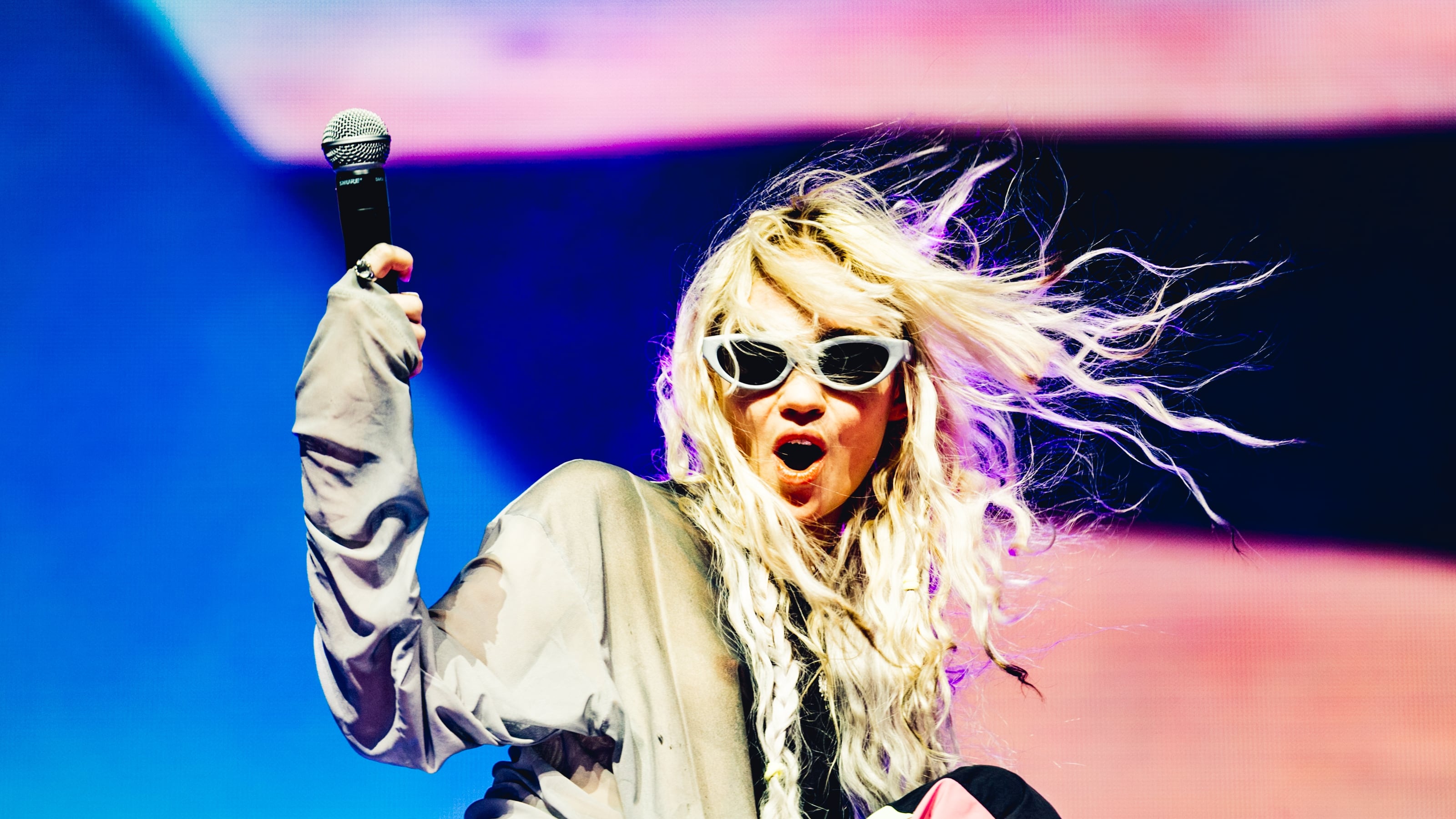 Grimes Unveils Large New Face Tattoo to Stunned Fans