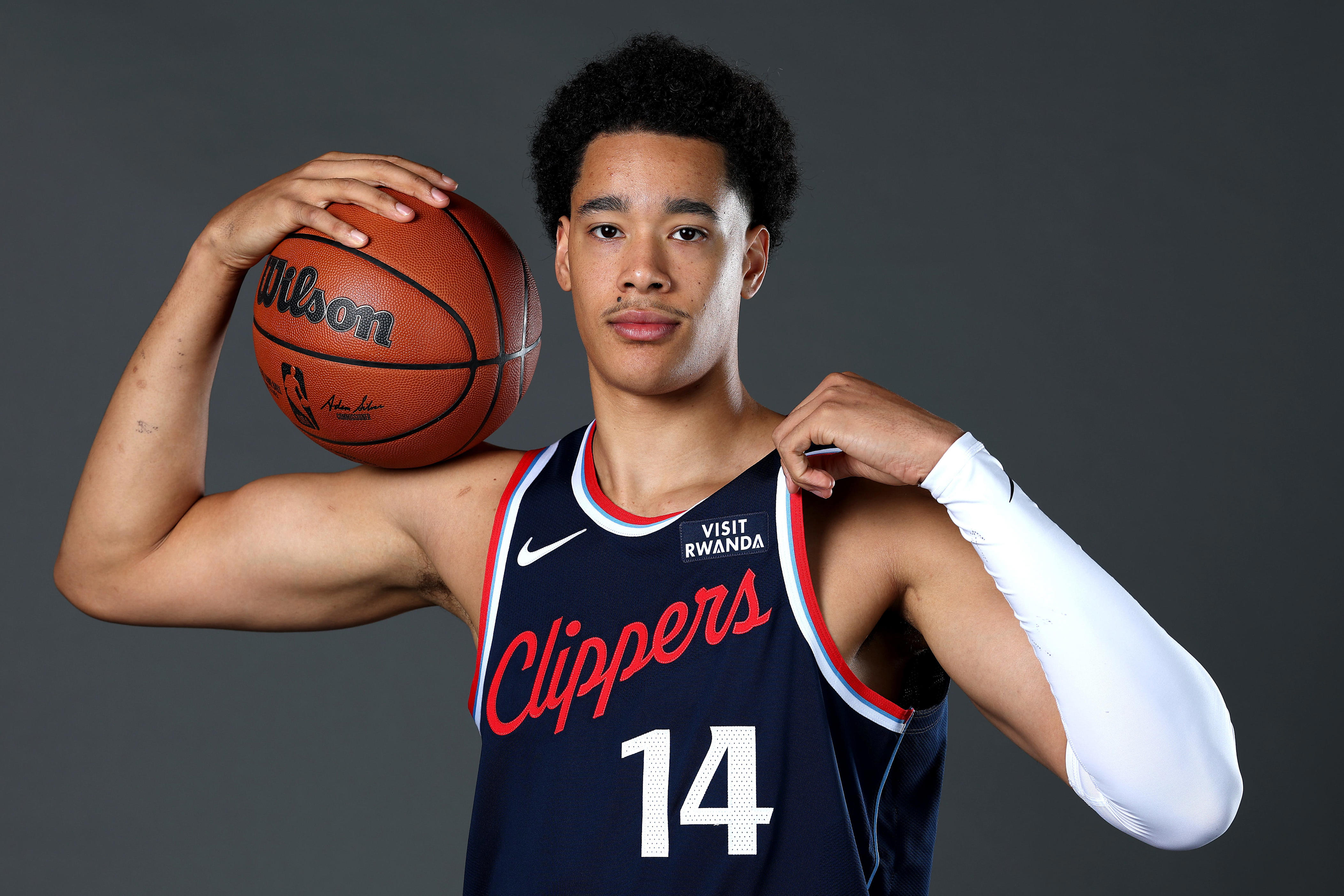 Yanic Konan-Niederhauser makes NBA debut