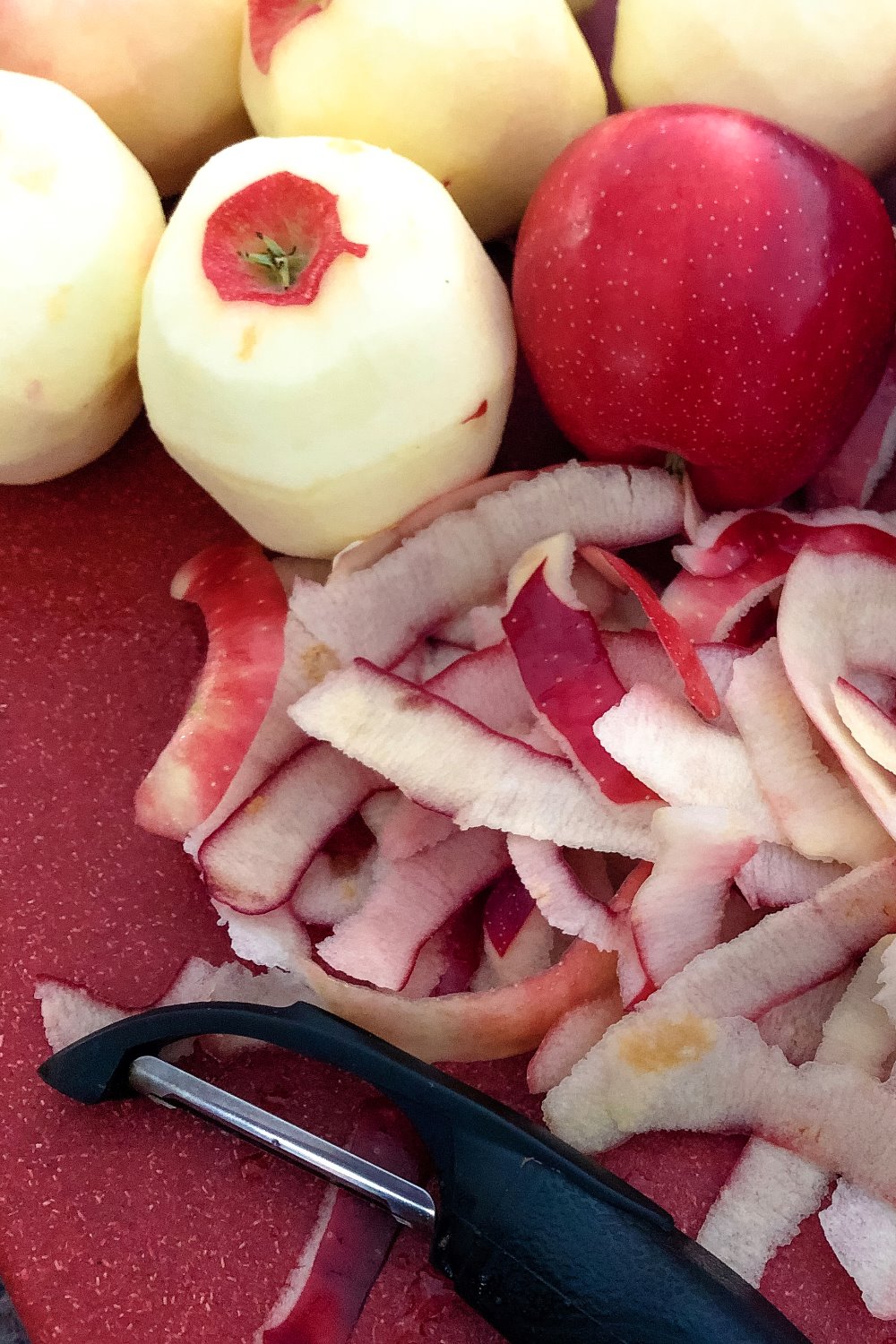 How I keep cut apples from browning.