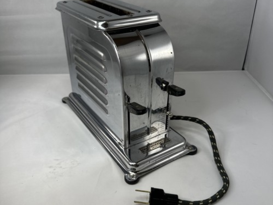 10 Vintage Atomic Age Kitchen Appliances That Still Turn Heads
