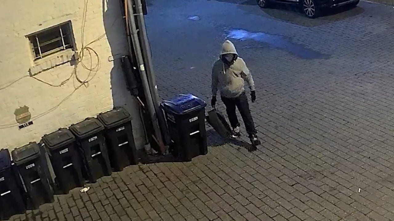 FBI releases new video of suspect who placed bombs outside DNC, RNC ...